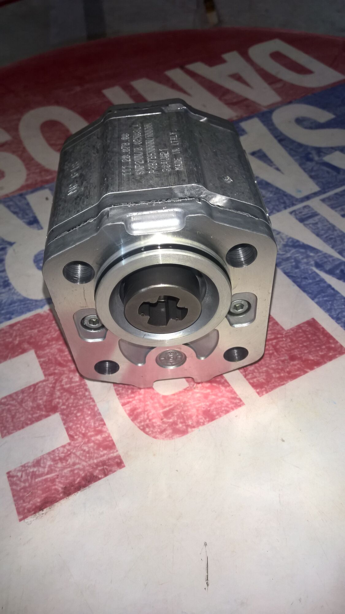 Насос НШ SNP2/8 D FR03..._. 111.20.078.00 SNP2NN/8,0RN03CAP3B7B5NNNN ...