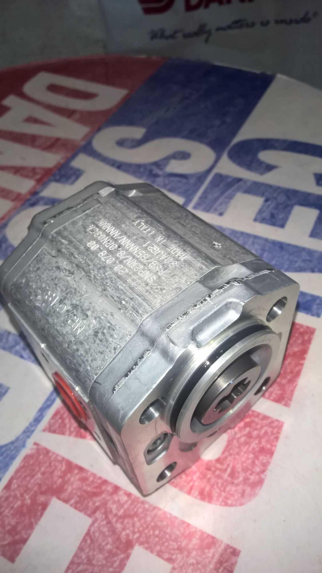 Насос НШ SNP2/8 D FR03..._. 111.20.078.00 SNP2NN/8,0RN03CAP3B7B5NNNN ...