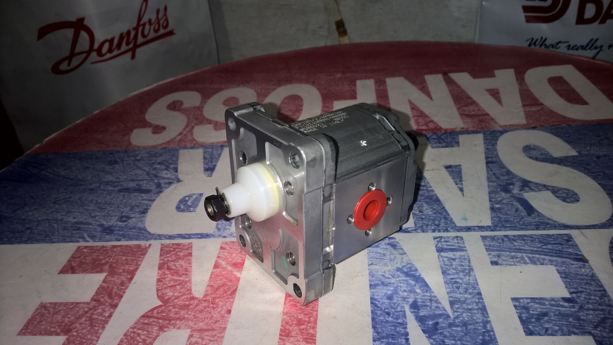 Насос НШ SNP1/2,6 D CO01..._. 111.10.008.00 SNP1NN/2,6RN01BAP1 C2C2NNNN ...